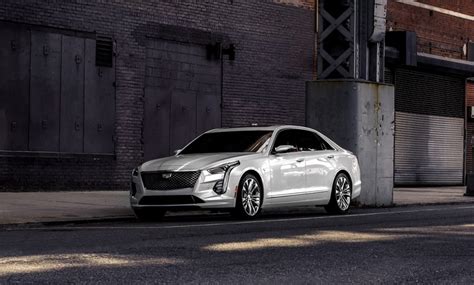 캐딜락 11월엔 에스컬레이드 럭셔리 최대 3000만원 지원