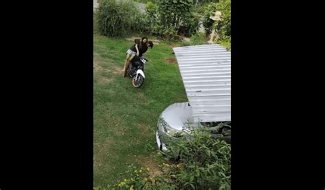 Dude Tried To Force His Girlfriend To Leave With Him On His Motorcycle After She Broke Up With