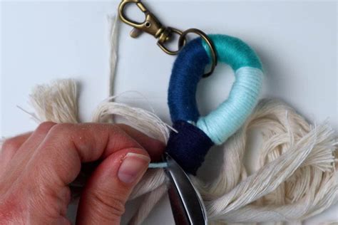 Diy Colorful Wrapped Tassel Keychain Marching North