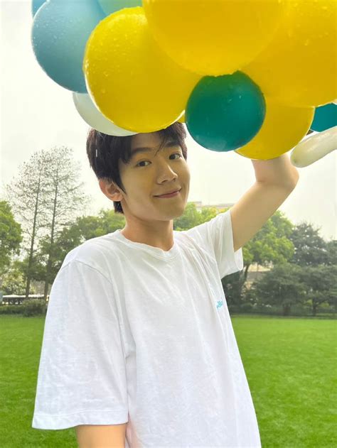 Ghim Của 𝐀𝐧𝐡 𝐓𝐡𝐮🥀 Trên Wu Jun Ting•吴俊霆