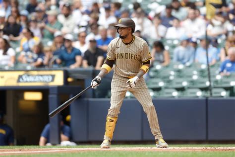 Breaking Padres 154 Million Infielder Tabbed ‘best Realistic Fit For