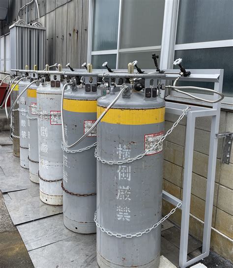 液化窒素の集合ガス配管（施工例ご紹介） 株式会社カミヤ 愛知の高圧ガス・溶接