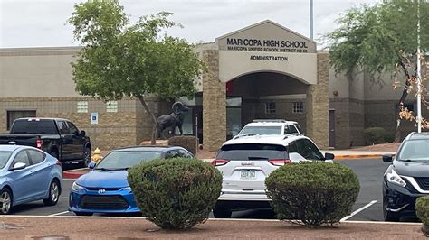 Arizona Evacúan Maricopa High School Debido A Una Amenaza De Bomba