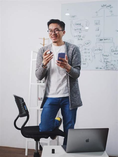 Kreator Konten Fellexandro Ruby Bicara Gaya Hidup Contactless Payment