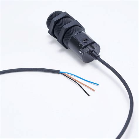 Capacitive Proximity Sensor 30mm Diameter X 92mm Body 25mm Range Pn Ct2 Cp 2a