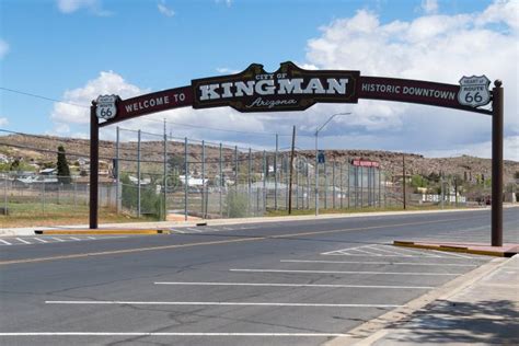 Route 66 In Arizona Stock Image Image Of Historic Monument 66972289