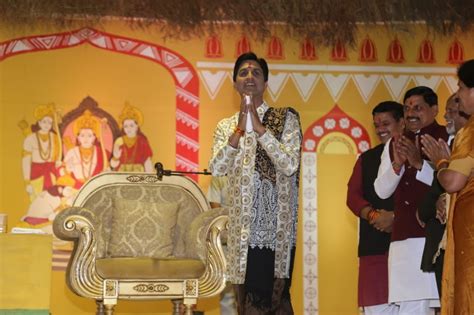 Questions Were Raised On The Story Of Dr Kumar Vishwas Then Lord Shri Ram Said Forgive Him Dr