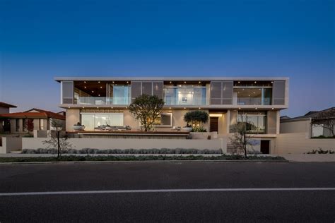Stack Design The Outdoor Kitchen At Little Albion A Bold Combination Of Concrete Blackbutt