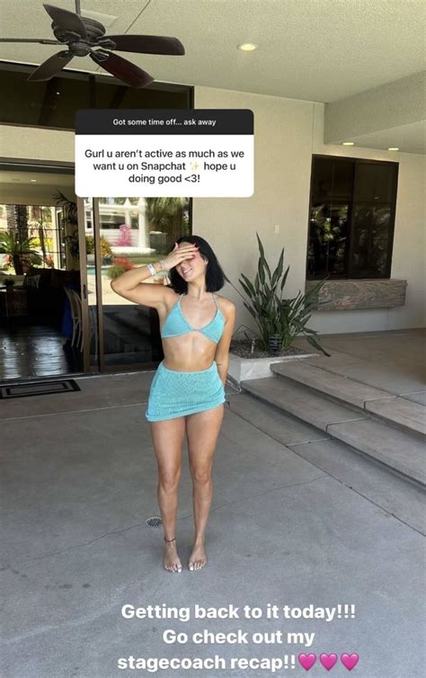 Indiana Massaras Feet