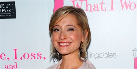 Allison Mack Lo Que Sospechábamos Sobre El Estado De La Salud Mental De La Actriz Flop Famosos