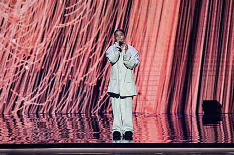 洪佩瑜奪「最佳新人獎」感謝製作團隊 青年日報 Line Today