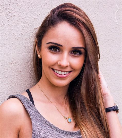 Isabella Garcia A Model From United States Model Management