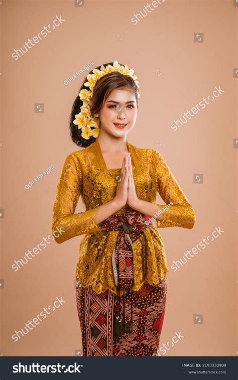 Traditional Indonesian Clothing