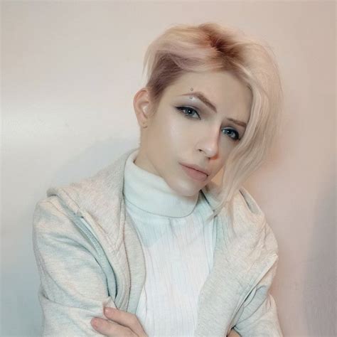 Up Hairstyles Haircuts Gwen Stacy Spider Gwen High Neck Dress Result Media Hair Styles