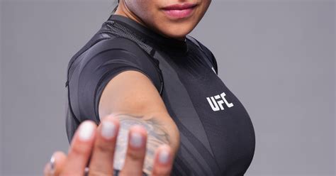 Ufc Vegas 64s Polyana Viana Gets Revenge Airs Out Colby Covingtons