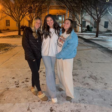 💕jules Lemonds 💕 Juleslemonds • Instagram Photos And Videos