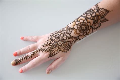 Hawks And Honey Henna Update Making My Own Henna