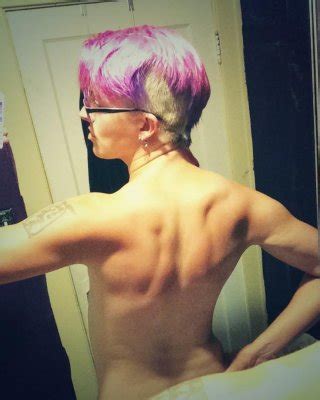 Short Hair Shemale Porn Pictures Xxx Photos Sex Images Pictoa