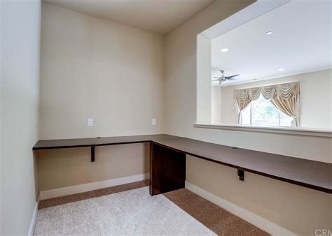 521 Cota Ln Vista Ca 92083 Redfin