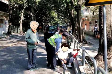 佛山老人摔倒被扶起：“我是自己摔倒的，他们都是好心人！”澎湃号·媒体澎湃新闻 The Paper