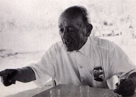 Γιάννης Σκαρίμπας Ταξίδι με το τρένο Itravelpoetry