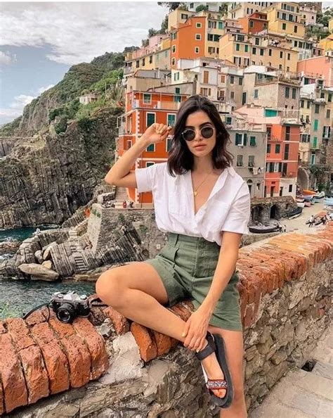 30 European Summer Outfits Youll See All Over Pinterest