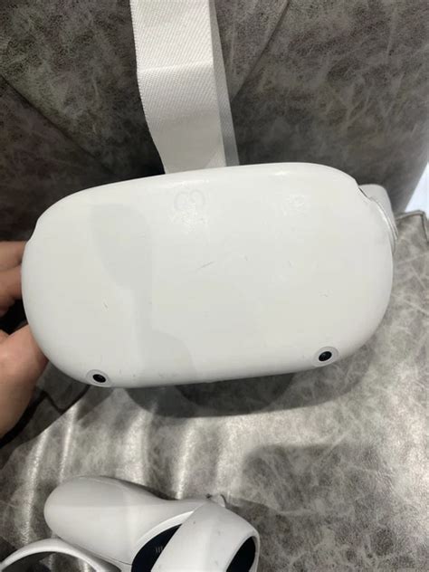 Meta Quest 2 Virtual Reality Headset 256gb With Controllers £11000