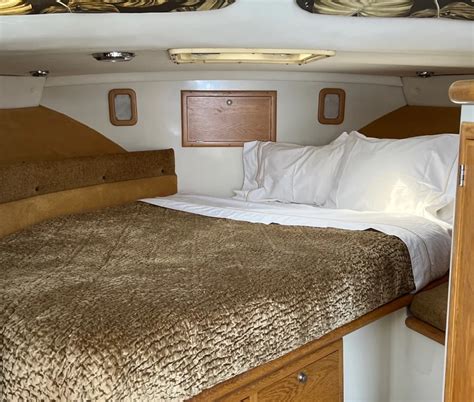 Skipjack 30 Custom Mattress