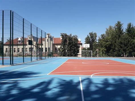 БТА Над 69 000 ученици от 132 училища в страната ще спортуват на нови площадки