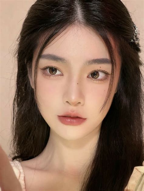 Pin On Girls2k22 Asian Makeup Asian Eye Makeup Asian Makeup Looks
