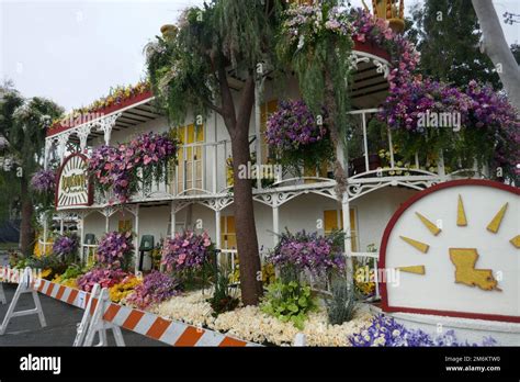 Pasadena California Usa 3rd January 2023 Louisiana Rose Parade Float