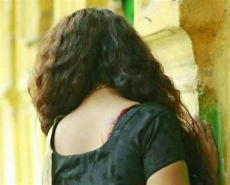 ভিক্ষুক বেটিকে ১০ কেজি চাল দিয়ে চুদলাম Bangla Sexer Golpo ~ Kajer Meye