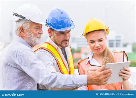 Builder Engineer And Architecture Using New Technology Of Tablet To