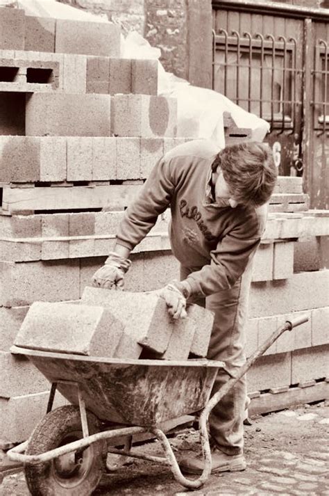 Loading Bricks Photos Download The Best Free Loading Bricks Stock