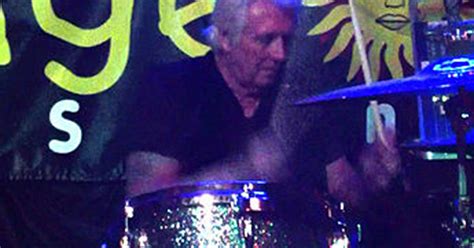 Jefferson Airplane Drummer Joey Covington Dies Cbs News