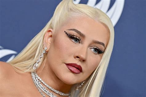 Christina Aguilera Big Breasts Cleavage Glaad Media Awards Hot Celebs
