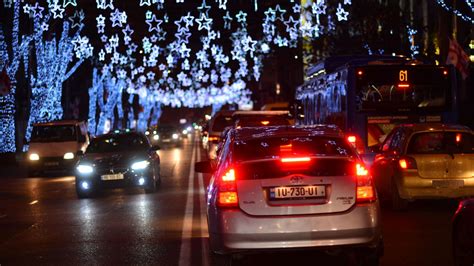 საახალწლო ილუმინაციების მონტაჟის გამო თბილისში მოძრაობა შეიზღუდება 05 12 2022 ს Sputnik