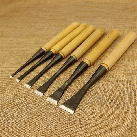 Handcrafted Wood Carving Chisel Hardwood Carving Tool Pre Sharpened Flat Chisel With Handle