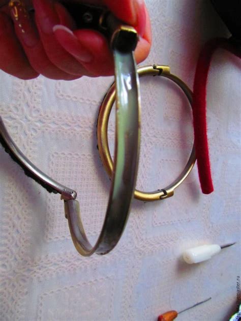 Как прикрепить интересные ручки к валяной сумочке Мастер Классы в журнале Ярмарки Мастеров