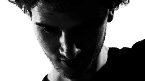 What The Worlds Most Scientifically Handsome Man Looks Like Yourtango