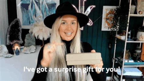 Surprise T 