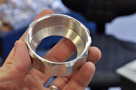 Microfacturing Details Of An ACME Thread