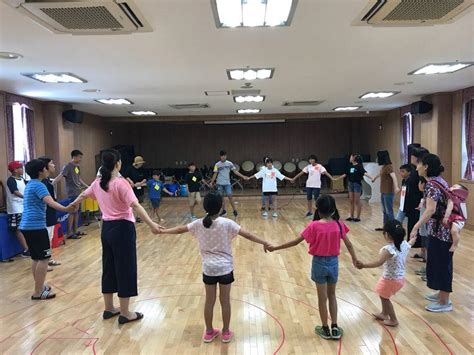 [중도입국자녀 한국사회적응 특강 프로그램 2] 8 7 8 9 3일 동안 두번째 특강 프로그램이 진행되었습니다 이번 주제는 한국 전래 놀이 체험입니다 지난 특강을