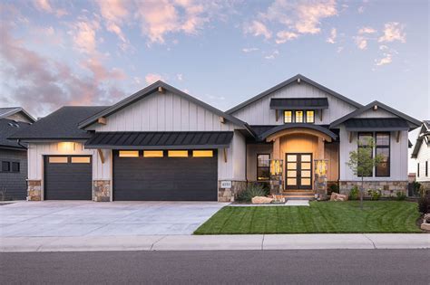 Contemporary Ranch House Designs