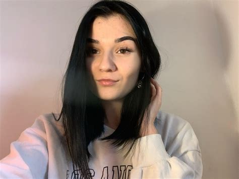 Can You French Kiss A Brunettes Pussy Lips Rbrunette