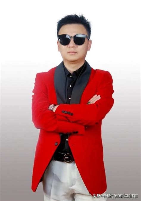 南充90後作家續寫名著《封神演義》作家二月河曾贊文林之秀 每日頭條
