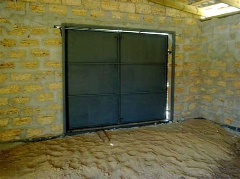 Как сделать ворота в гараж своими руками: сборка ворот из дерева ...