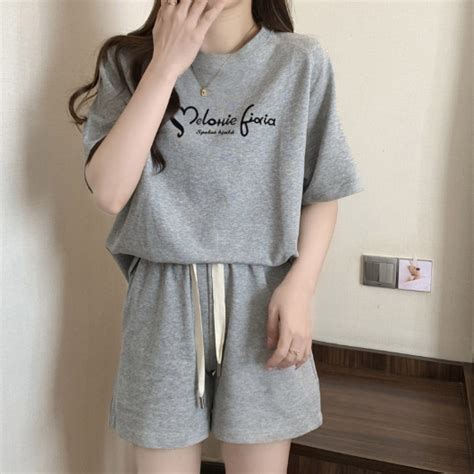 반팔반바지 심플베이직 레터링 트레이닝세트 여름 츄리닝 반팔반바지세트 운동복 상하의세트 에이블리