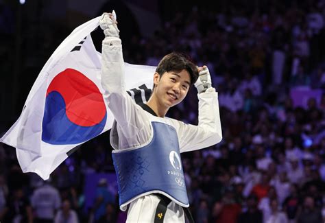 Park Tae Jun Makes Historical Past As Koreas First Olympic Gold Medalist In Maless 58kg