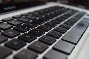 Python怎么实现struct结构体 趣玩机